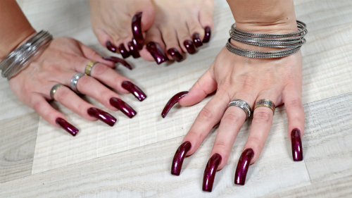 Twenty absolutely gorgeous nails - Lora Long Nails
