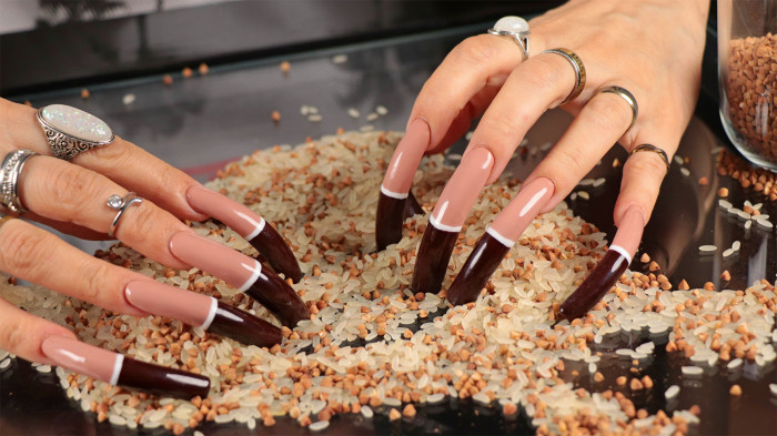 🍚Photo session for the video of tapping nails on glass - Lora Long Nails