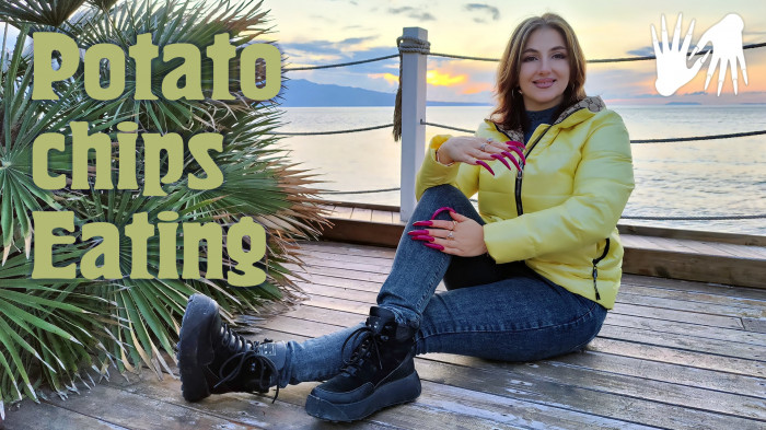 ASMR 🥔 Potato Chips EATING with long NAILS - Lora Long Nails